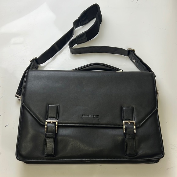 Kenneth Cole New York | Bags | Kenneth Cole Mens Black Crossbody Bag ...